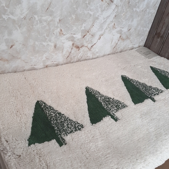 West Elm | Bath | West Elm Modern Trees Tufted Bath Rug | Poshmark